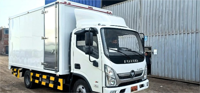 Cómo Elegir Furgones Ideales para el Transporte de Carga - Diflet Cargo ...